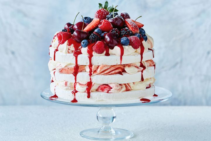 Pretty Perfect Pavlova with Raspberry Coulis | Recipes | Matchbox